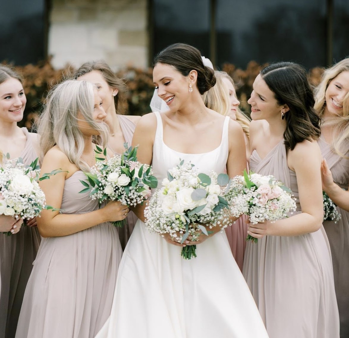 10 Most Popular Wedding Flowers - Bring Joy